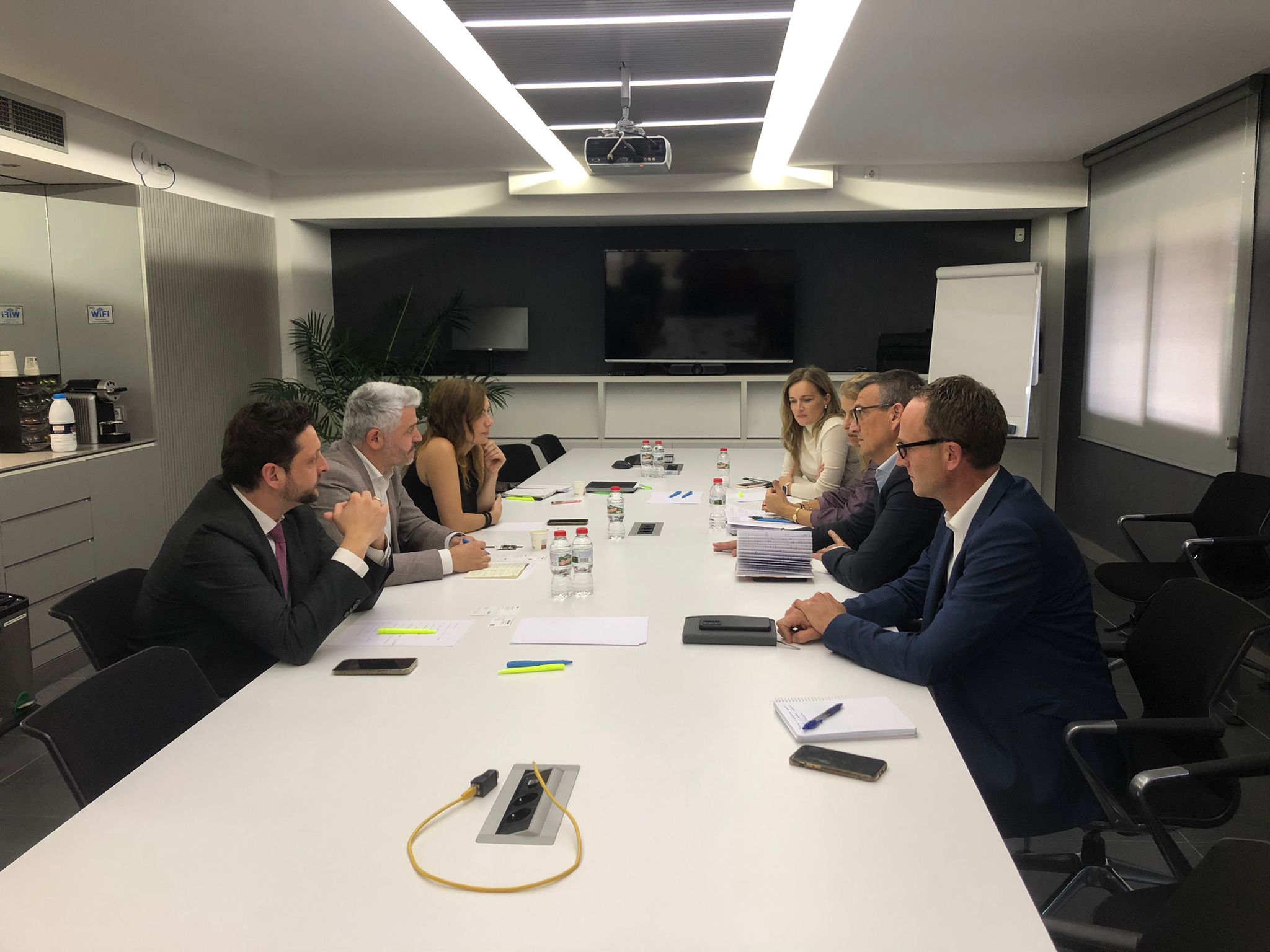 El reglament de les xarxes tancades d’energia a la indústria química ...