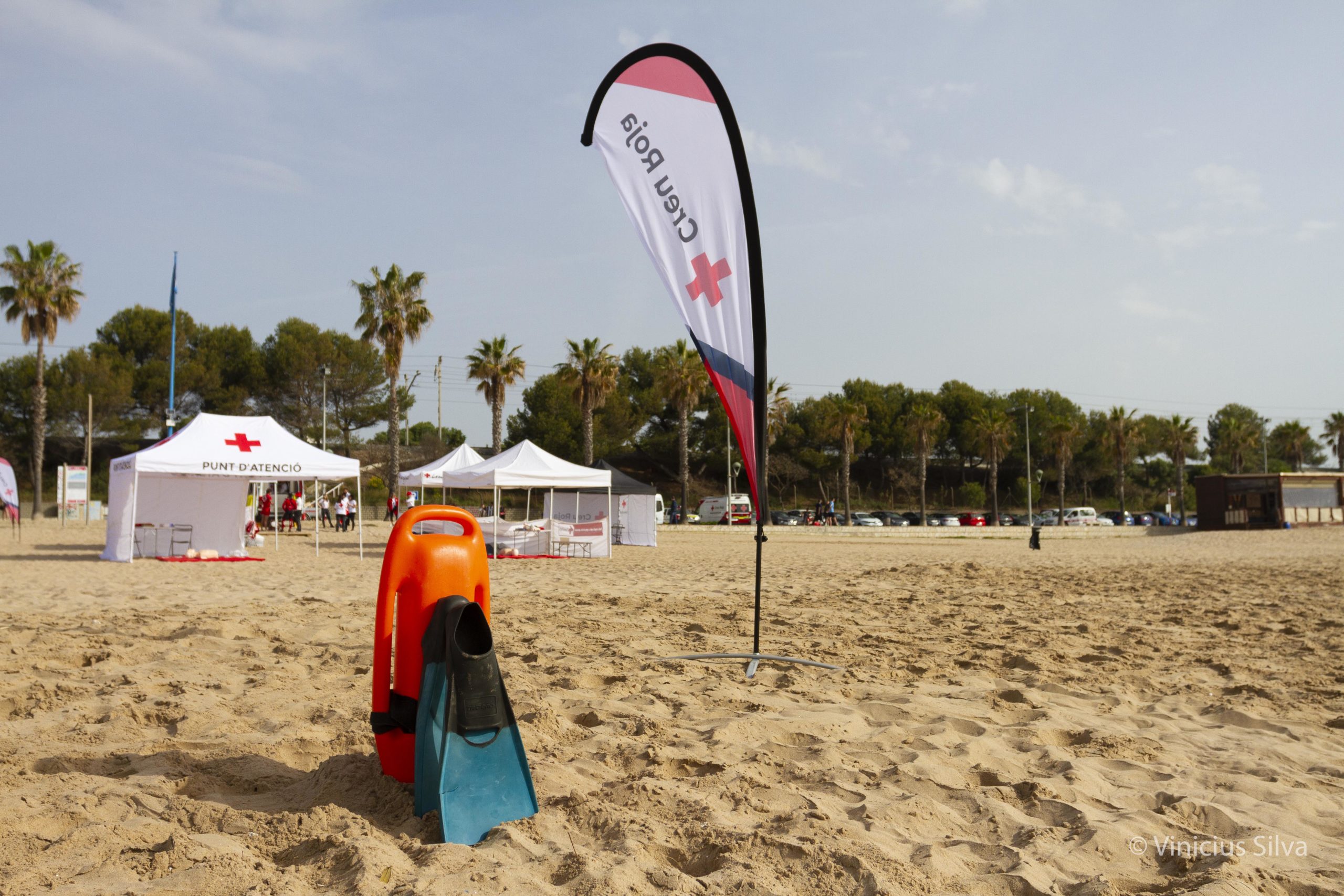 Creu Roja inicia la selecció per cobrir 69 places pel servei de ...