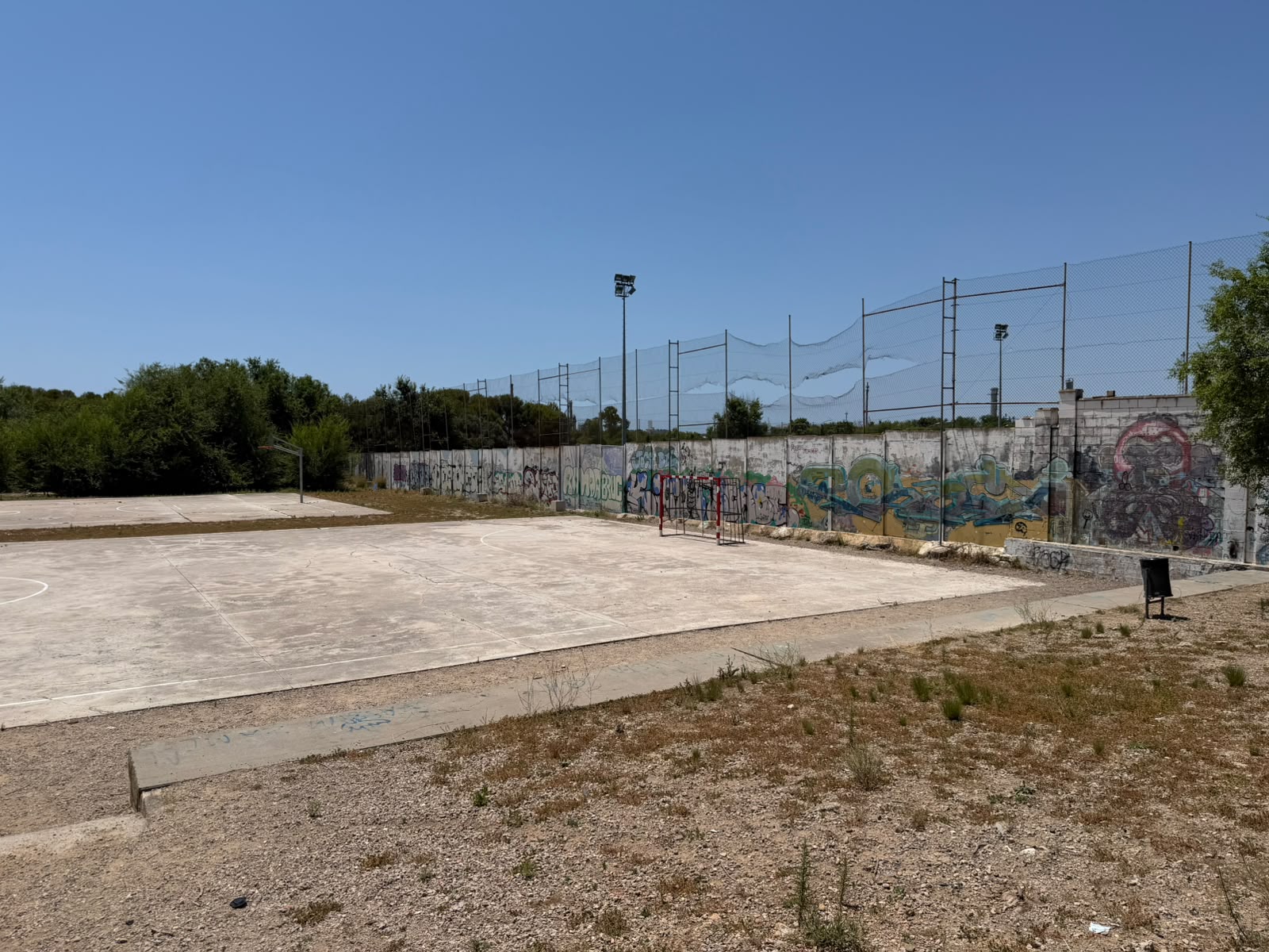 Les pistes esportives de Bonavista renoven el paviment de forma ...